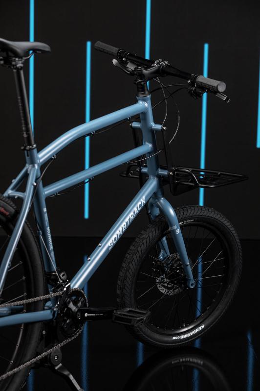 MUNROE CARGO(マンロー・カーゴ) - BOMBTRACK