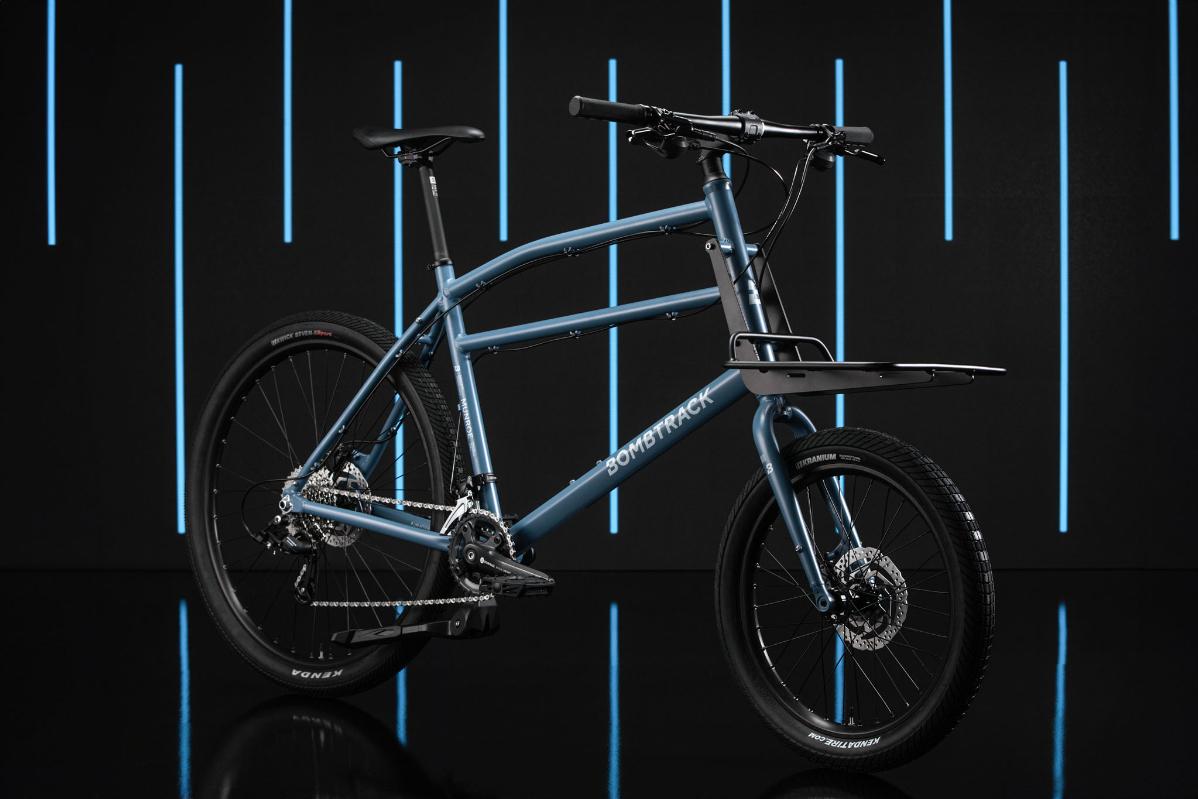 MUNROE CARGO(マンロー・カーゴ) - BOMBTRACK