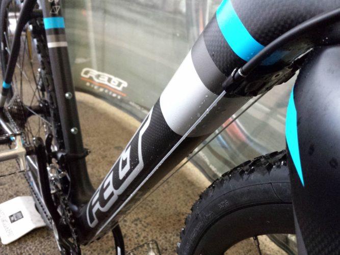 「FELT」の軽量フルカーボンシクロクロス 「F5X」を紹介 フェルト:sa